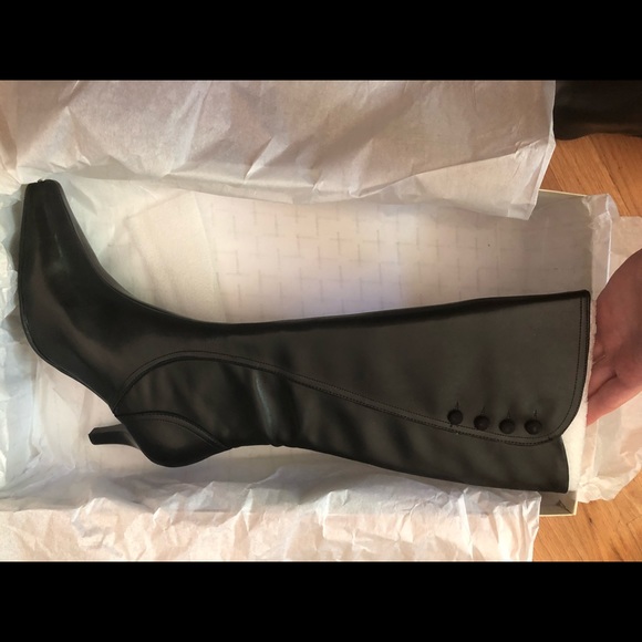 Liz Claiborne | Shoes | Brand New In Box Liz Claiborne Lachlan Boots 2m ...
